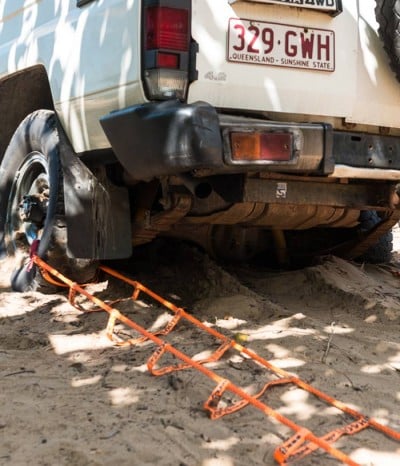 BOG OUT 4x4 Vehicle Recovery System |Turns bogged wheels into winches